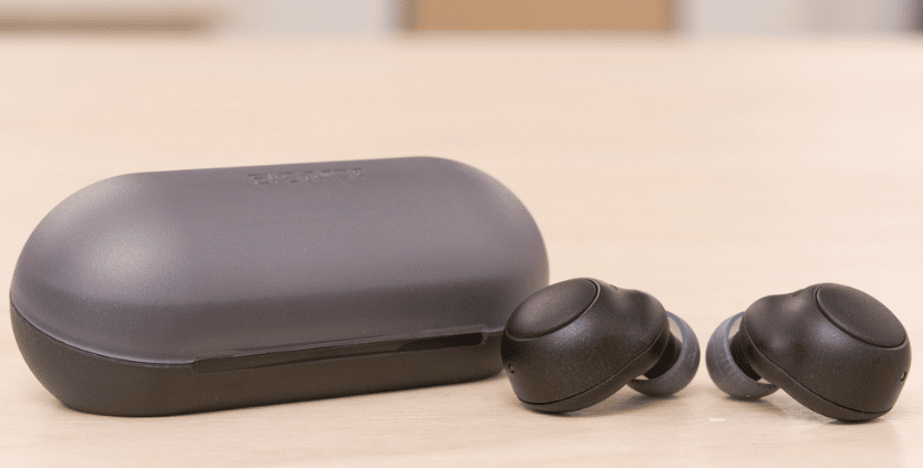 Best Affordable Wireless Earbuds On The Market | Simply Geeky